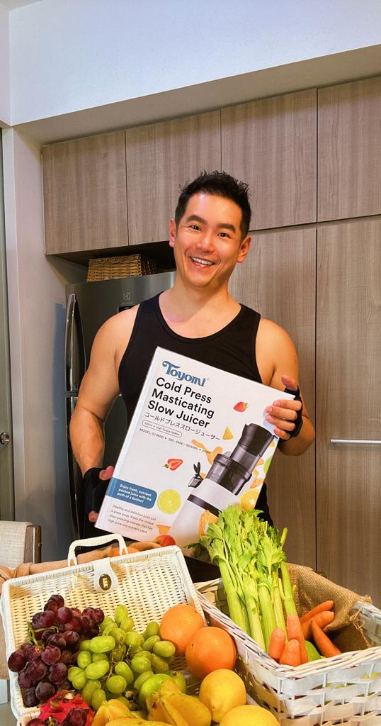 SJ 9000 Cold Press Masticating Slow Juicer By Bryan | TOYOMI